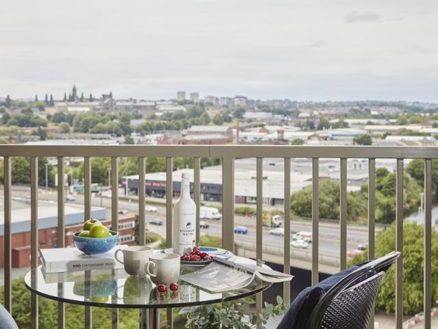 2 bedroom apartment