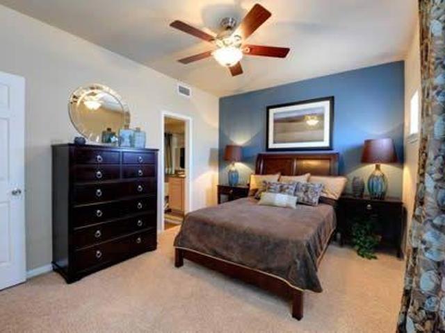 2 Bedroom Apartments are available at Rent Rebate