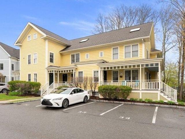 2 bedroom, Arlington MA 02474 102960637