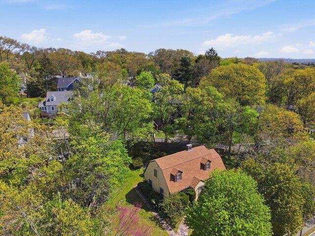 2 bedroom, Arlington MA 02476 LS103018636