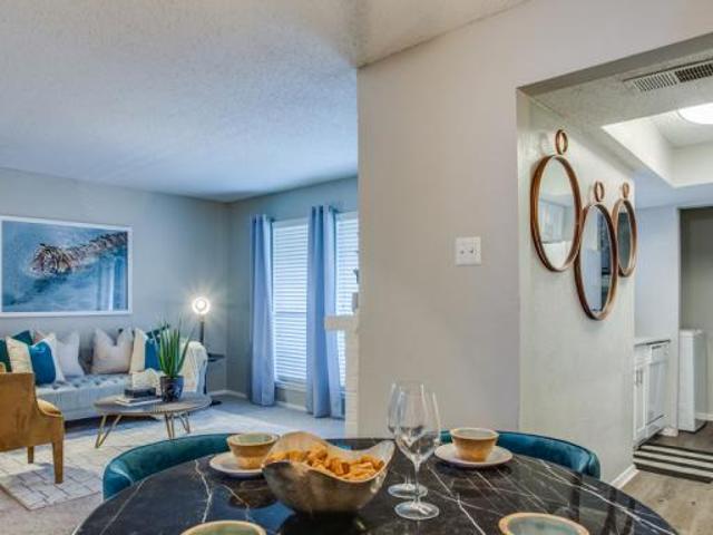 2 bedroom, Arlington TX 76006 LS77111470