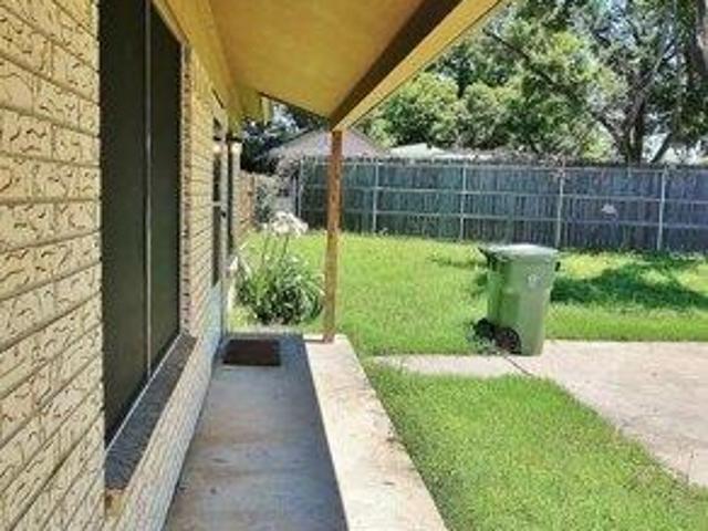 2 bedroom, Arlington TX 76012 88189022