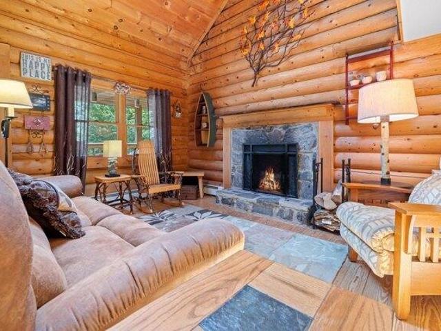 2 bedroom, Arlington VT 05250 103968563