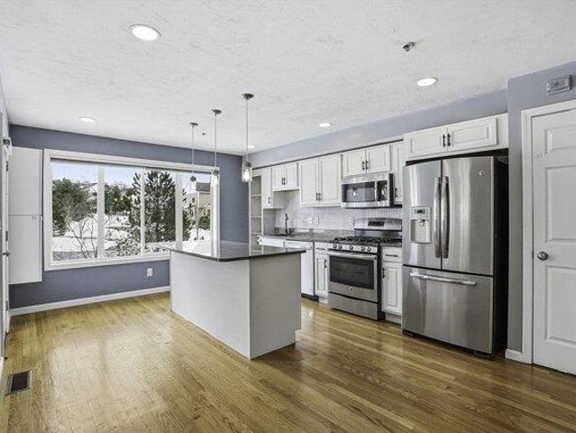 2 bedroom, Ashland MA 01721 104719399