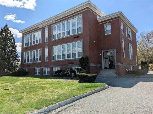 2 bedroom, Attleboro MA 02703 LS102594458