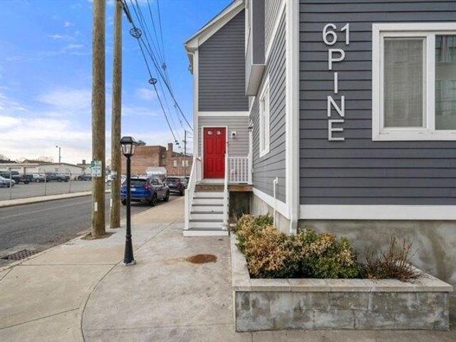 2 bedroom, Attleboro MA 02703 101999844