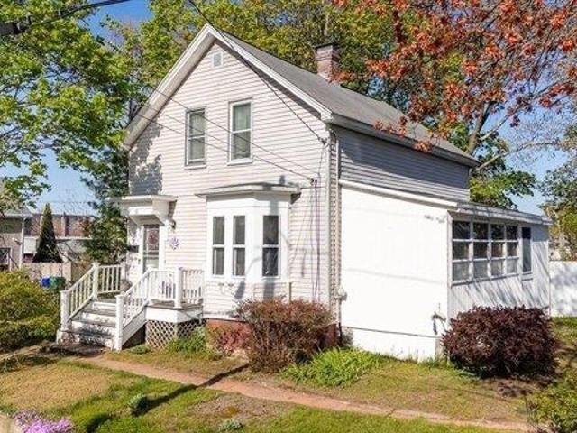2 bedroom, Attleboro MA 02703 103126297