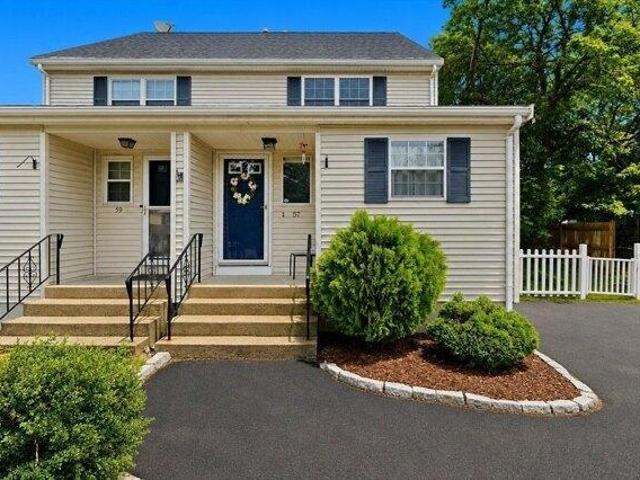 2 bedroom, Attleboro MA 02703 104690813