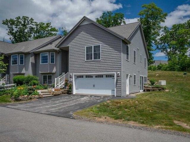 2 bedroom, Atkinson NH 03811 104152431