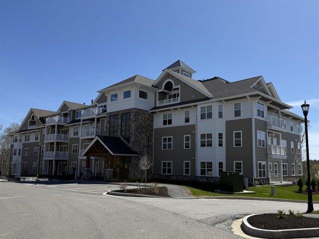 2 bedroom, Atkinson NH 03811 102258698