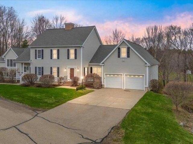 2 bedroom, Atkinson NH 03811 LS102447958