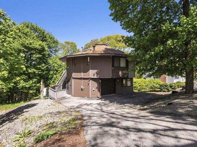 2 bedroom, Auburn MA 01501 LS102478284