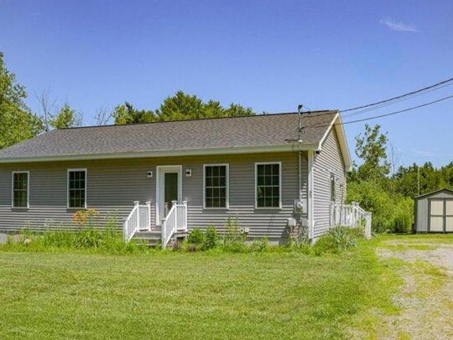 2 bedroom, Auburn ME 04210 104720460