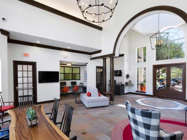 2 bedroom, Austin TX 78705 LS77114108