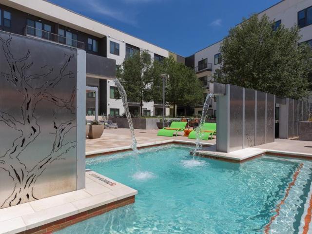 2 bedroom, Austin TX 78705 65428144