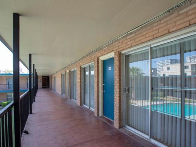 2 bedroom, Austin TX 78701 LS77113787