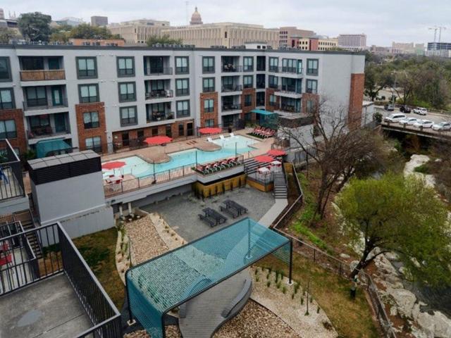 2 bedroom, Austin TX 78701 68749691