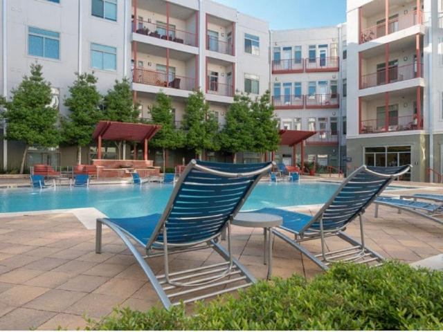 2 bedroom, Austin TX 78702 LS61802405