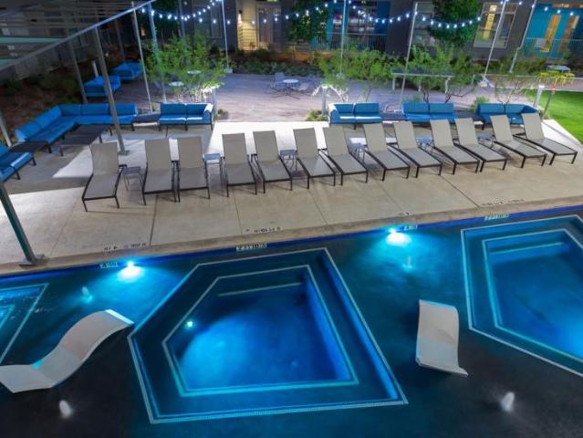 2 bedroom, Austin TX 78702 56092936