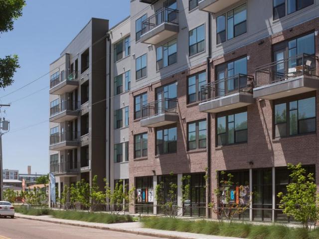 2 bedroom, Austin TX 78702 61802406