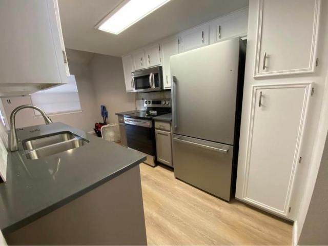 2 bedroom, Austin TX 78729 57606117
