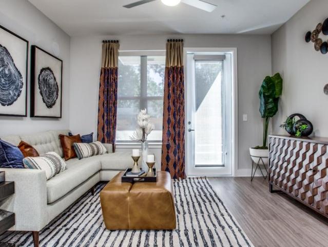 2 bedroom, Austin TX 78721 LS72167726