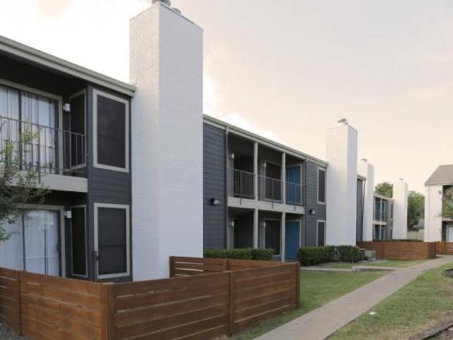 2 bedroom, Austin TX 78745 LS77112702
