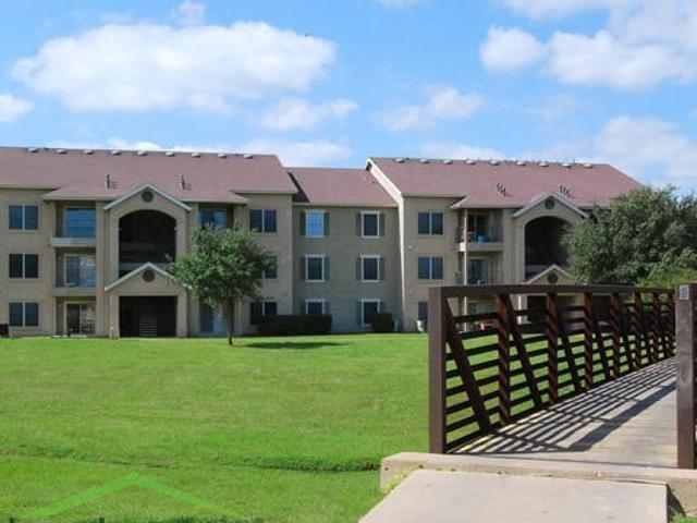 2 bedroom, Austin TX 78741 LS77112459