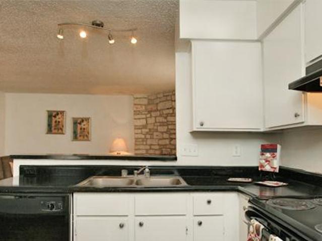 2 bedroom, Austin TX 78758 LS77113671