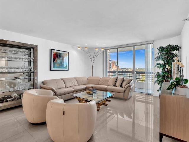 2 bedroom, Aventura FL FL 33180 LS102659617