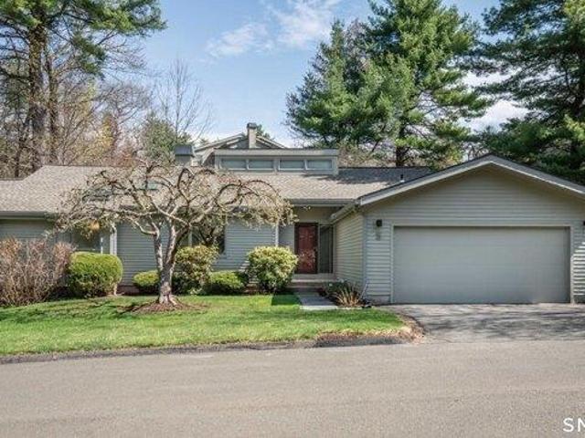 2 bedroom, Avon CT 06001 LS102479204