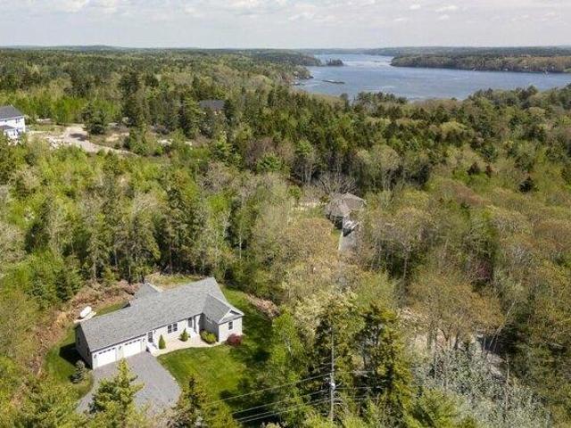 2 bedroom, Boothbay ME 04544 103223586