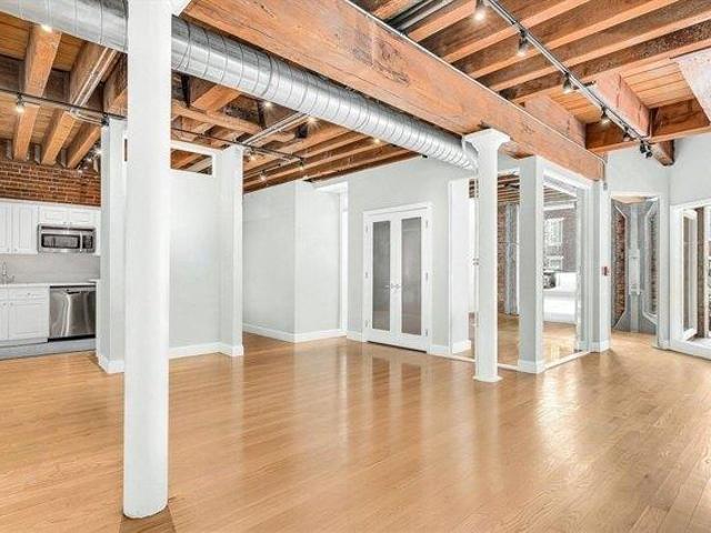 2 bedroom, Boston MA 02109 102118349