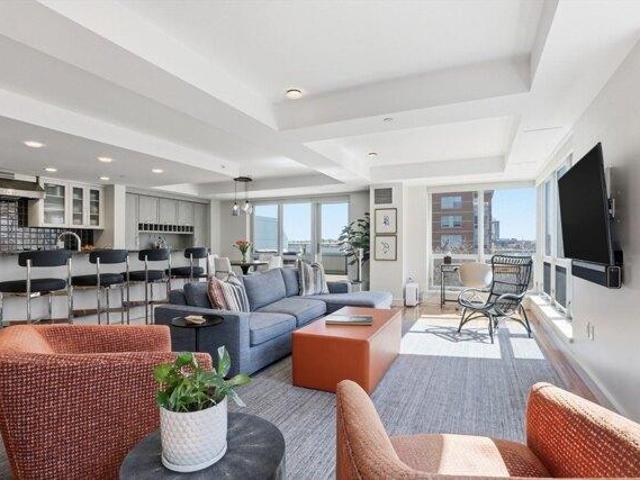 2 bedroom, Boston MA 02109 104716369