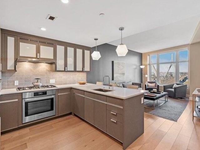2 bedroom, Boston MA 02114 102779133