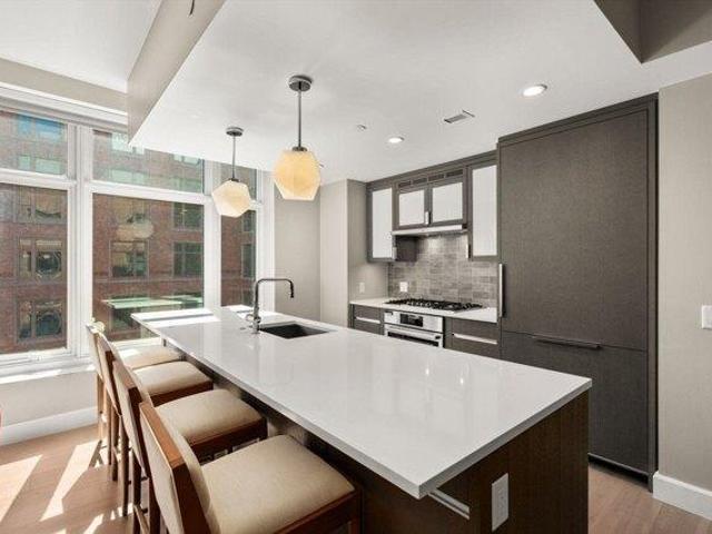 2 bedroom, Boston MA 02114 102860323