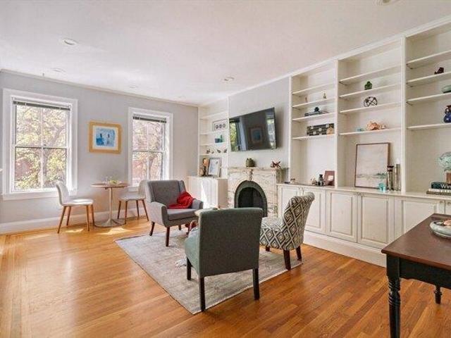 2 bedroom, Boston MA 02114 103034090