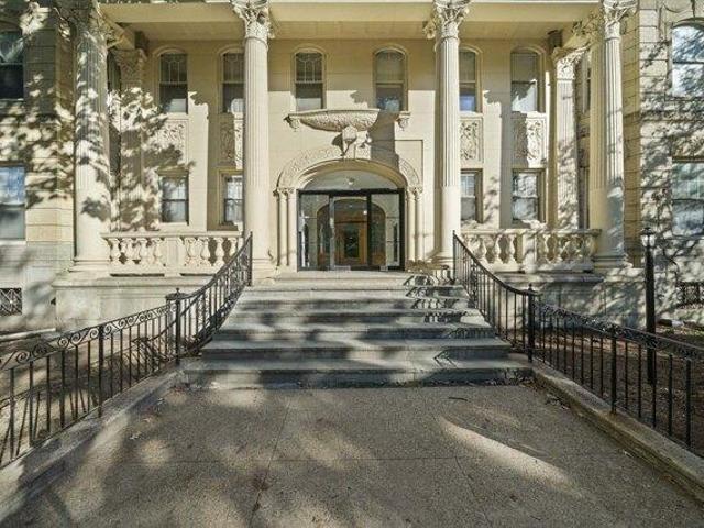 2 bedroom, Boston MA 02115 102370310