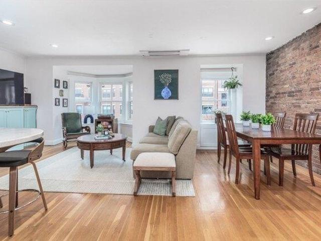 2 bedroom, Boston MA 02116 102370845