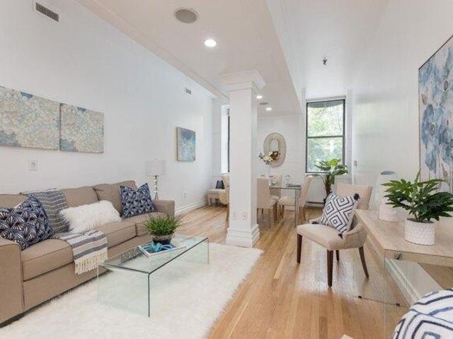 2 bedroom, Boston MA 02116 104263755