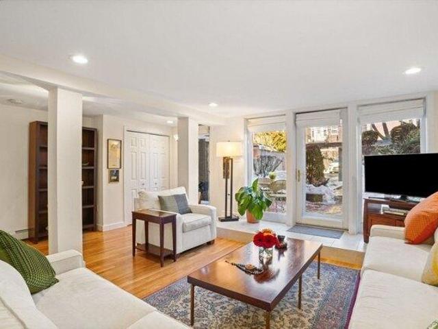 2 bedroom, Boston MA 02116 104295447