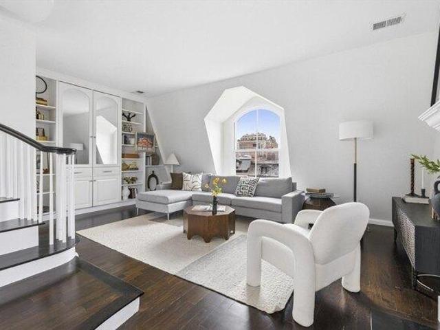 2 bedroom, Boston MA 02116 104298353