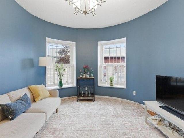 2 bedroom, Boston MA 02118 LS102778454
