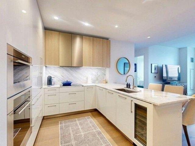 2 bedroom, Boston MA 02110 103493783