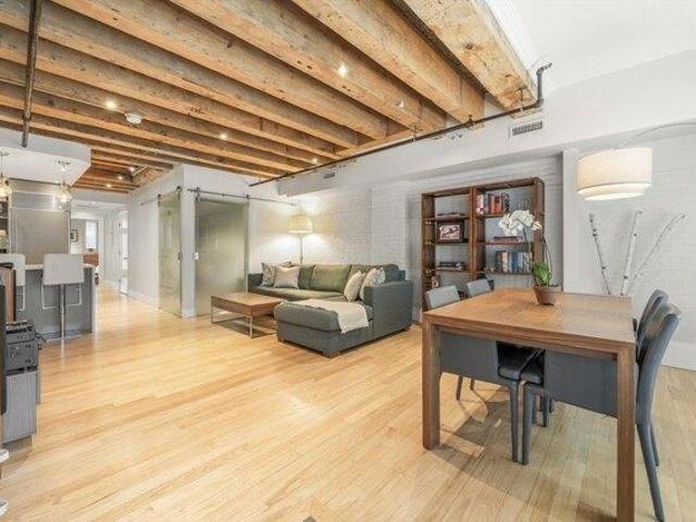 2 bedroom, Boston MA 02110 104233649