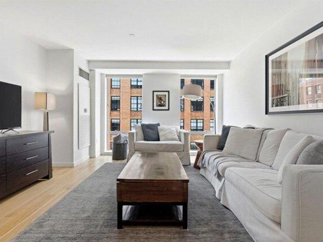 2 bedroom, Boston MA 02110 104236761