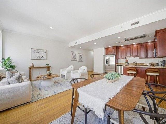 2 bedroom, Boston MA 02111 104445434