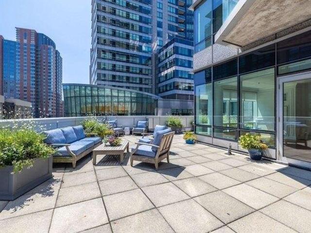 2 bedroom, Boston MA 02111 104686995