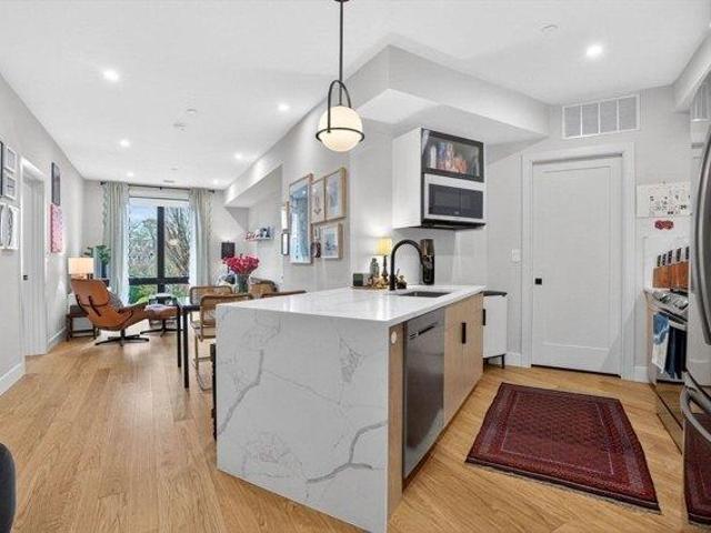 2 bedroom, Boston MA 02124 103073594