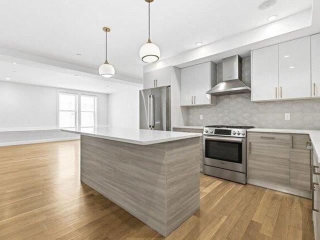 2 bedroom, Boston MA 02124 105092883